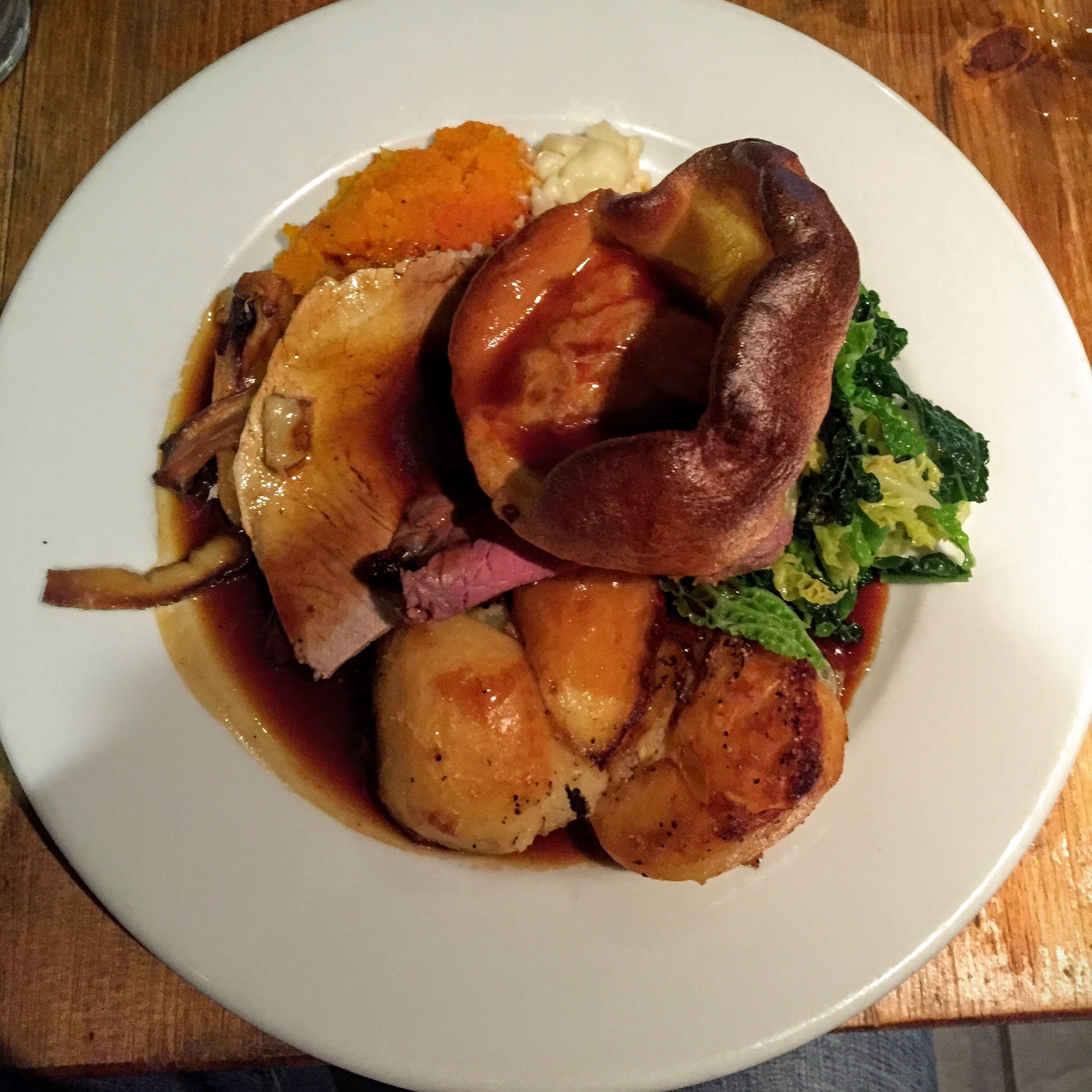 Sunday Lunch at The Oddfellows – Tara's Busy Kitchen (and other stories)